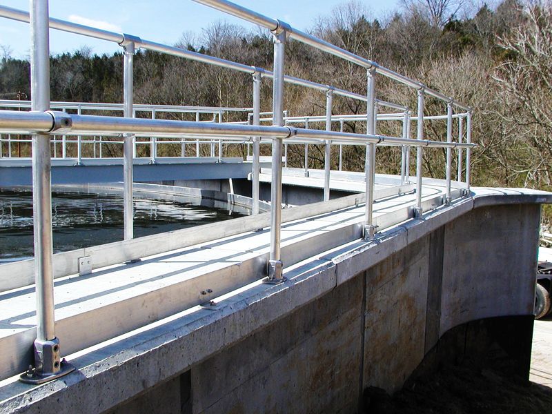 Safety Railing and Modular Guardrail made from Slip-on Railing Fittings ...